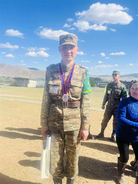 Хил ХИЛЧИН БАЙЛДАГЧ НАР Ii Iii БАЙРТ ШАЛГАРЛАА Зэвсэгт хүчний хуурай замын цэргийн