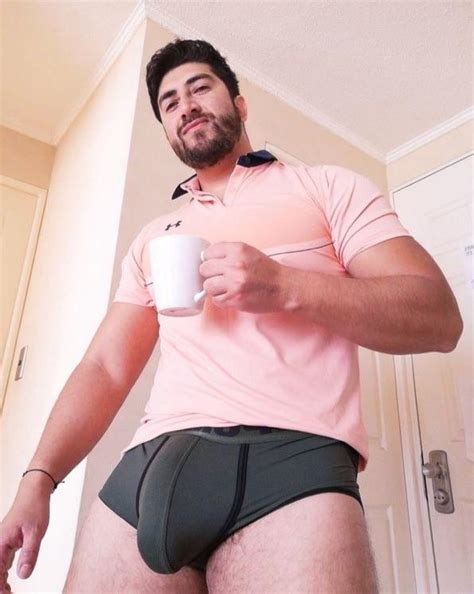 Dick Bulge R Hunglife