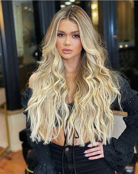 Pin De Leticia Em Hair Colors Em 2021 Cabelos Estilosos Cabelo Loiro