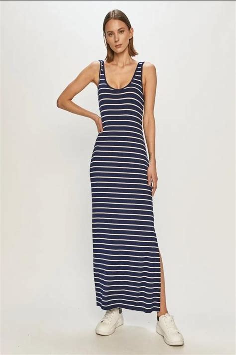 Довге плаття в полоску — ціна 100 грн у каталозі Довгі сукні Купити жіночі речі за доступною