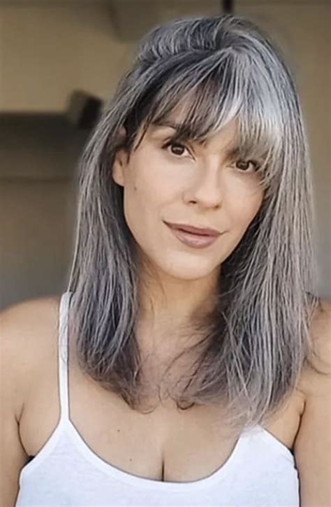 Grey Hair Fringe Grey Hair With Bangs Grey Hair Looks Gorgeous Gray