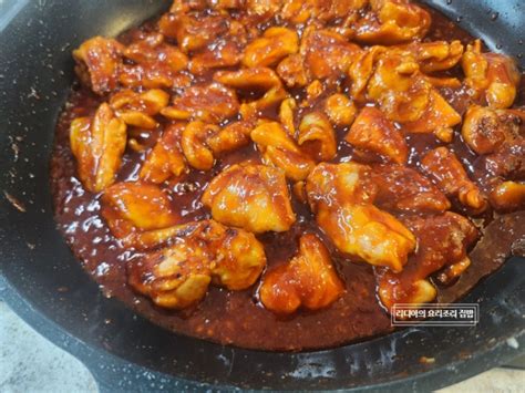 양념소스에 살짝 조린 구운 닭고기 가정에서 지코바 치킨 만드는 방법