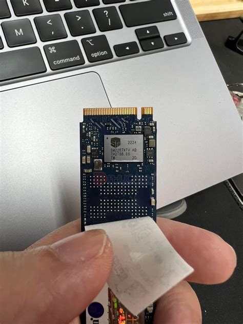 Đánh giá ổ cứng SSD Kingston NV tận hưởng tốc độ PCIe với mức giá cực hấp dẫn
