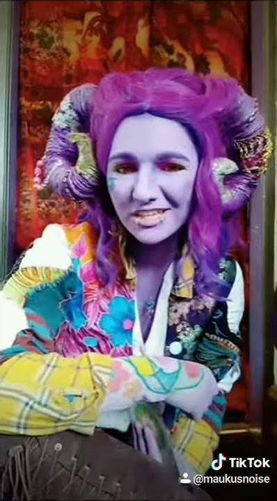 Mollymauk Cosplay Meeting Mollymauk Youtube