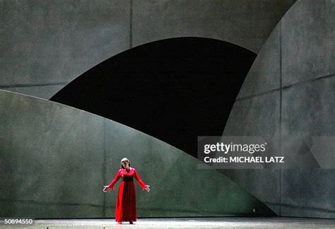 Iride Photos And Premium High Res Pictures Getty Images