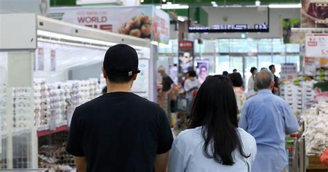 8월 소비자 경기인식 하락