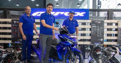 Yamaha Aerox Launched In Nepal At Rs Lakh Team Nepal Drives Latest Car Bike