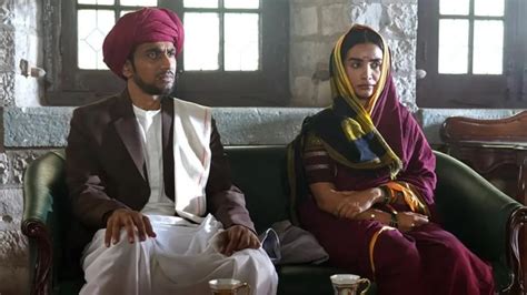 phule box office collection day 1 pratik gandhi patralekhaa s
