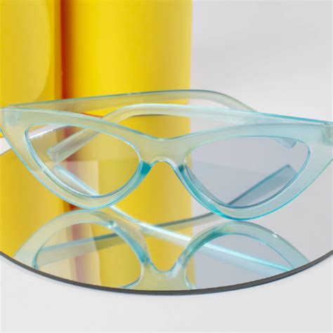 Plastic Vs Polycarbonate Lens Understanding The Differences Yifuhui New Material