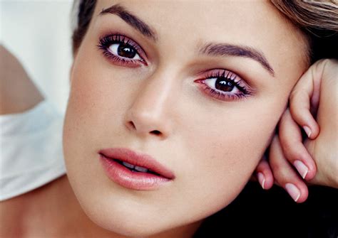 Названа самая красивая англичанка в мире Buro