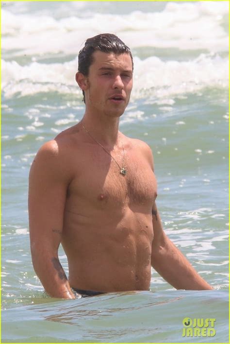 Full Sized Photo Of Shawn Mendes Beach Day In Miami 38 Shawn Mendes