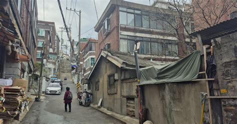 [단독]영화 ‘기생충의 그곳 14㎡가 만들어낸 재개발의 ‘기적