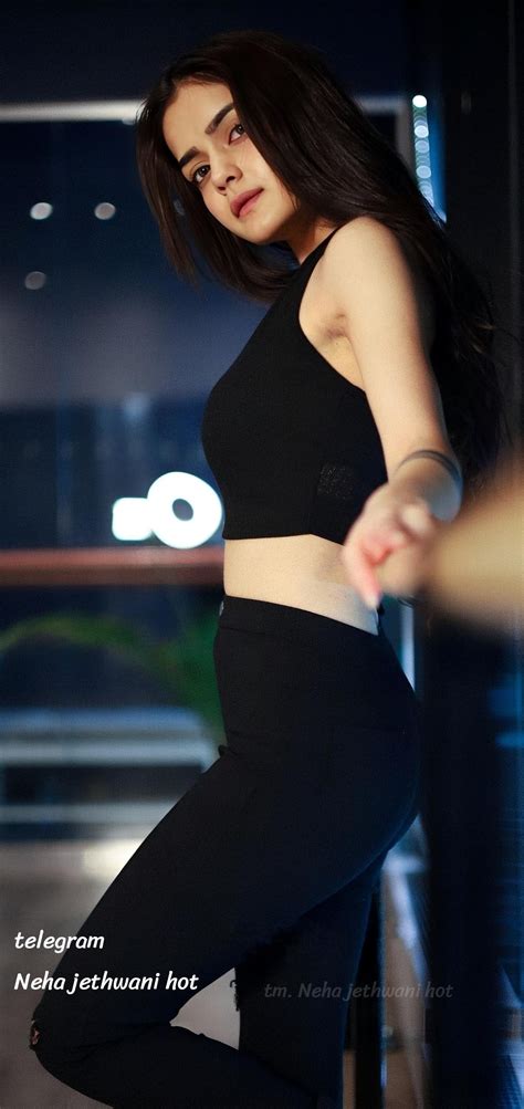 Neha Jethwani R Instahotttt