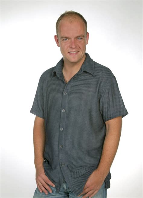 Kim Brandt Sanger And Skuespiller