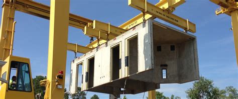 Metode Konstruksi Struktur Modular Laboratorium Manajemen Dan