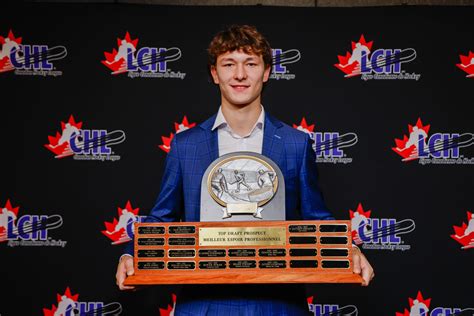 potential no 1 pick matthew schaefer deserving of chl top prospect