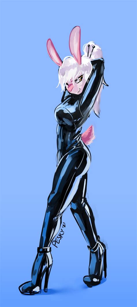 Pesky Batfish On Twitter Belle Trying On A Catsuit For Size Pretty Stoked About The