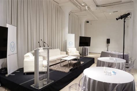 Speaker Panel Event Space In Chicago Chez Event Venue