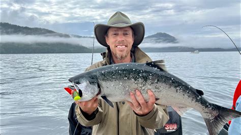 Alaska Salmon Dip Netting And Flossing Kenai River Youtube