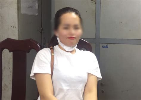 Tr N Truy N N M Khi B C Ng An B T Gi V N Quanh Co Ch I T I