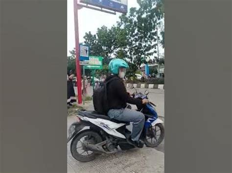 jemput kaka pulang sekolah - YouTube