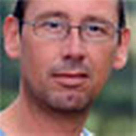 Simon Peacocks Instagram Twitter And Facebook On Idcrawl