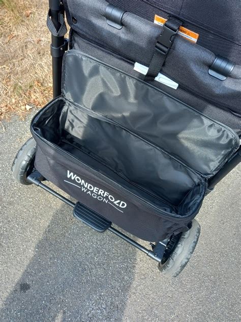 Location Poussette Quadruple Wagon Elite