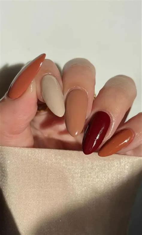 45 Stunning September Nails To Try This Fall Chasing Daisies Nail