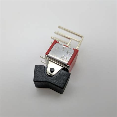 Momentary Dpdt On On 6 Pin Rocker Switch Miniature Rocker Switch And 5a Switch