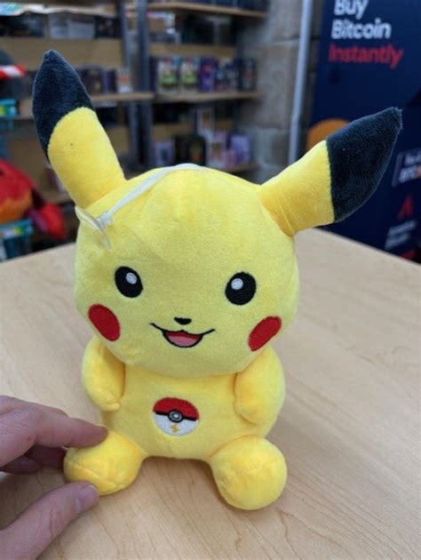 Pokemon Pikachu With Pokeball On Belly — Game Haven