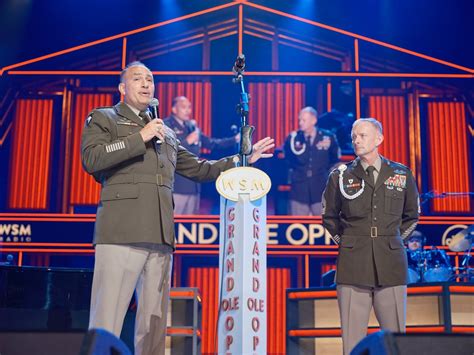 Dvids News Country Music Star Craig Morgan Re Enlists In The Army