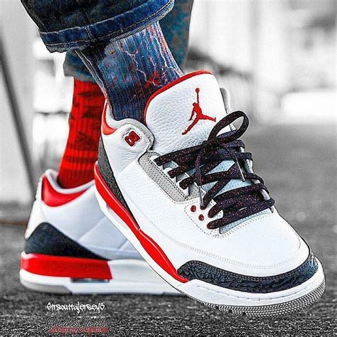 Jordan 3 Fire Red Custom Foot Look At Nike Air Jordan 3 Retro Se