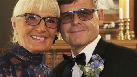 Eva 59 Ville Ikke Leve Resten Av Livet Alene Slik Fant Hun Kjærligheten På Nytt