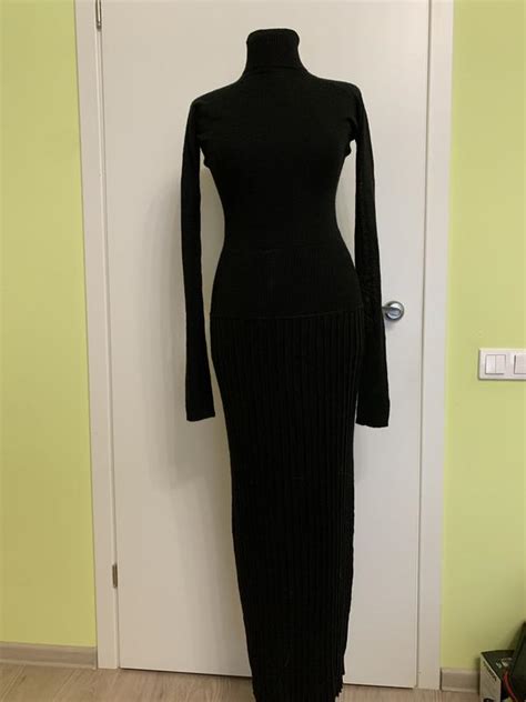 Сукня міді Max Mara — ціна 2900 грн у каталозі Сукні міді Купити жіночі речі за доступною ціною