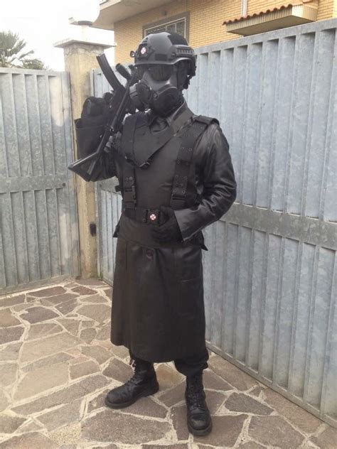 Pin di Christoph Hoelzinger su Schnellgemerkte Pins | Immagini militari ...