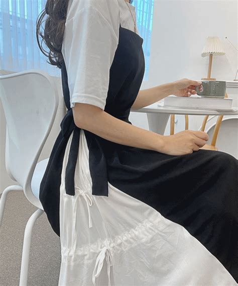 코디종결 루즈핏 반팔티 세트 프릴 셔링 사이드 레이어드 나시 뷔스티에 원피스 에이블리