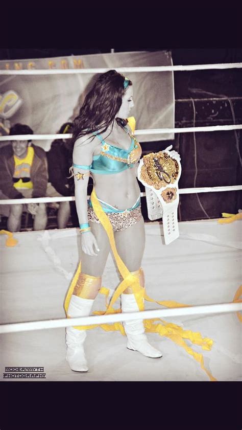 Santana Garrett Brittany Tna Wwe Girls Wrestling Divas Santana
