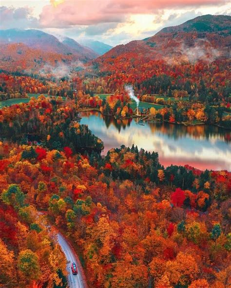 Fall Hitting Vermont Hard Autumn Scenery Fall Pictures Vermont Fall