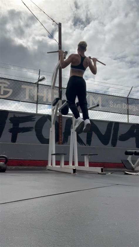 Ruby Samuels Trainedbyruby • Instagram Photos And Videos