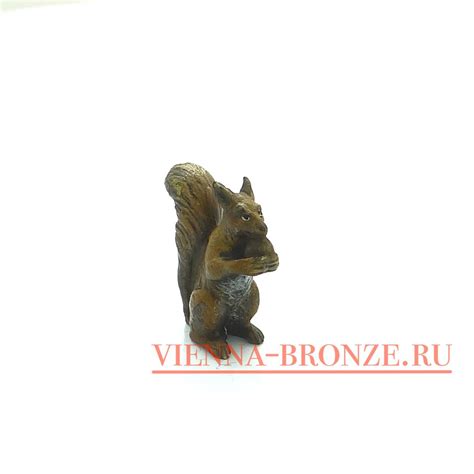 "Белка с орешком, Бергман" купить на Vienna-bronze.ru