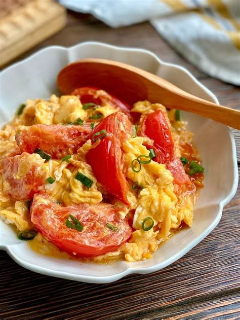 5分で作れる【コク深！トマトと卵の中華炒め】 Recipe Asian Dishes Asian Recipes Cooking