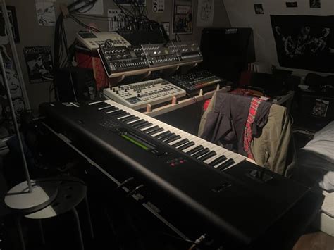Korg M1 Workstation R Synthesizers