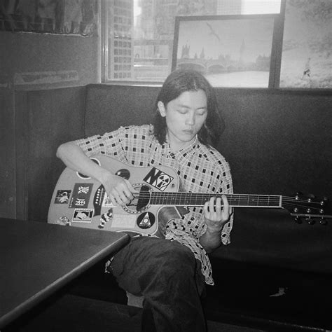 Revolver 關於 Ohan 20歲時報名創作比賽ohan 開啟了他創作的世界。