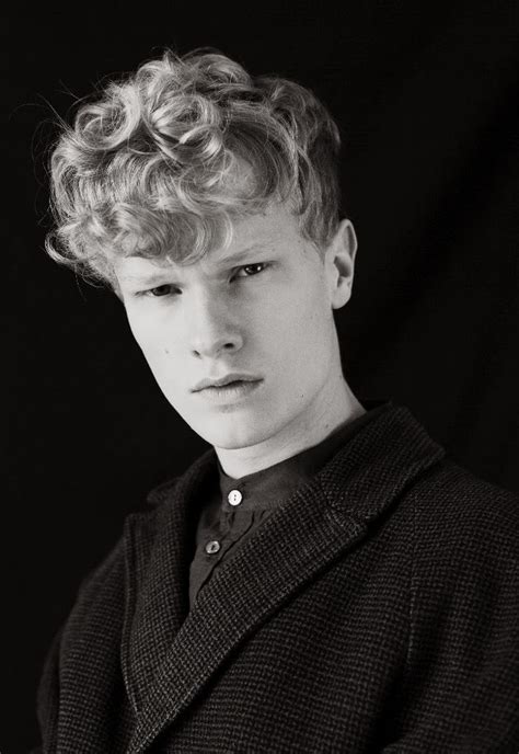 Classify Norwegian Male Model And Singersongwriter Knut Roertveit