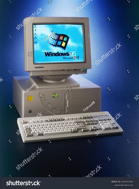 Windows 95 Desktop Computer