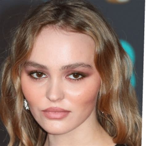 Lily Rose Depp Doppleai