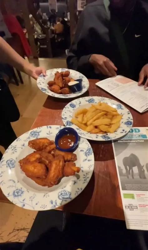 Canadians Try Wetherspoons Chicken Wings For First Time And Stun Brits With Verdict Daily Star