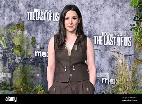 Shannon Woodward Bei Der Premiere Der Zweiten Staffel Der Hbo Serie The