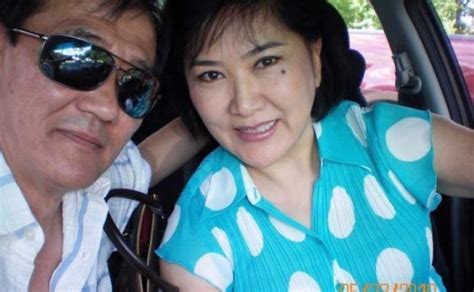 МУГЖ Н Батцэцэг нөхөртэйгөө энэ өдөр танилцжээ