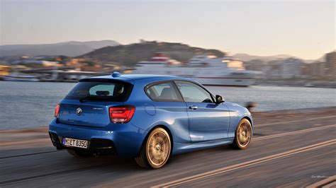 배경 화면 파란 차 스포츠카 Bmw 1m 바퀴 육상 차량 자동차 디자인 자동차 외장 자동차 제조 가족 용